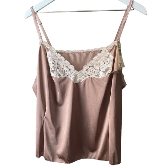 Vanity Fair Intimates And Sleepwear Vintage Vanity Fair Lace Piquant Camisole Half Slip Xl 46